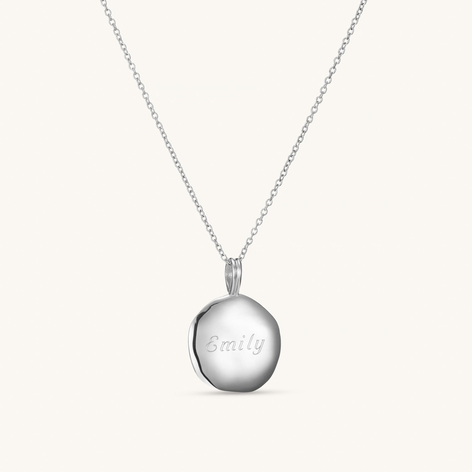 Maya Circle Pendant Necklace in Silver – Dylan Oaks